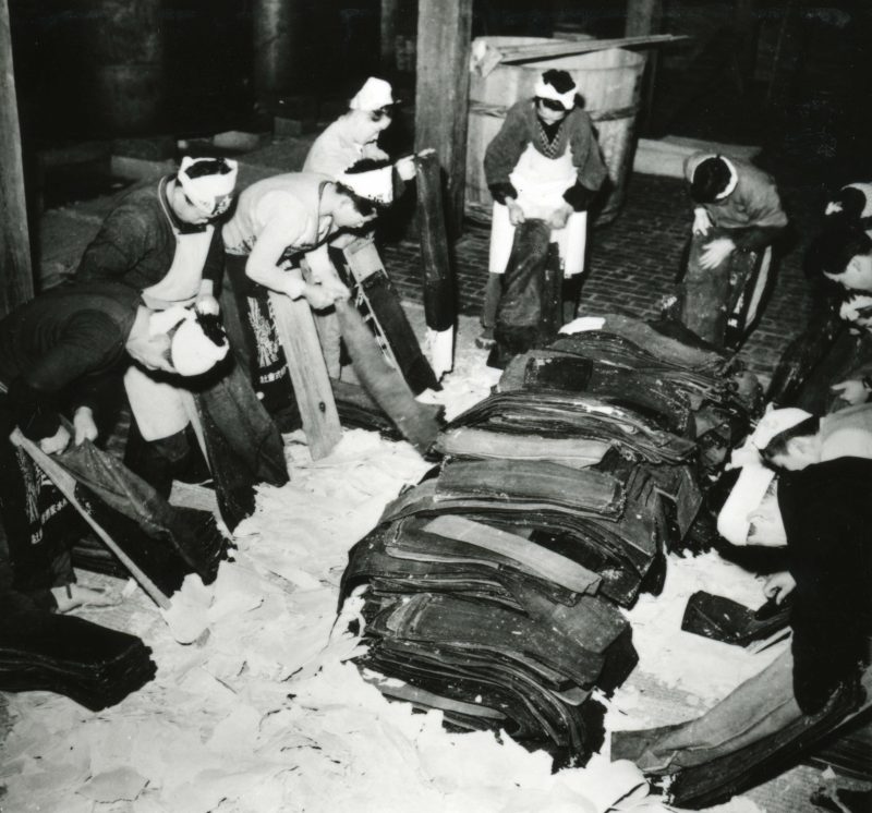 Traditional Sake Brewing Process Part 2 - Sake Museum (Hakushika ...